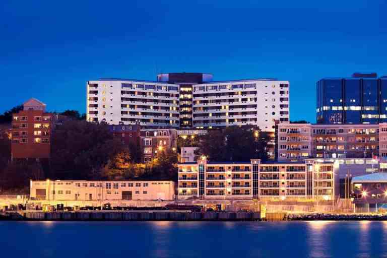 Discover the Best Places to Stay in Newfoundland For Your Perfect Getaway!
